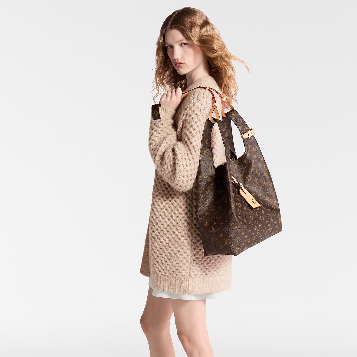 Atlantis GM Monogram Canvas - Handbags | LOUIS VUITTON